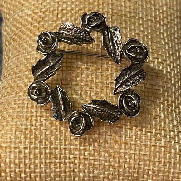 Sarah Coventry | Jewelry | Vintage Sarah Coventry Silver Tone Pin ...
